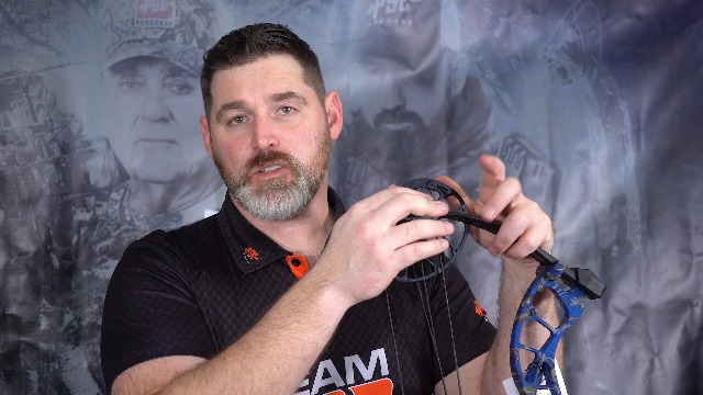 PSE Compound Bow PSE D3 Bow – Right Hand, Ground Khaki, 30-40 Lb Draw ...