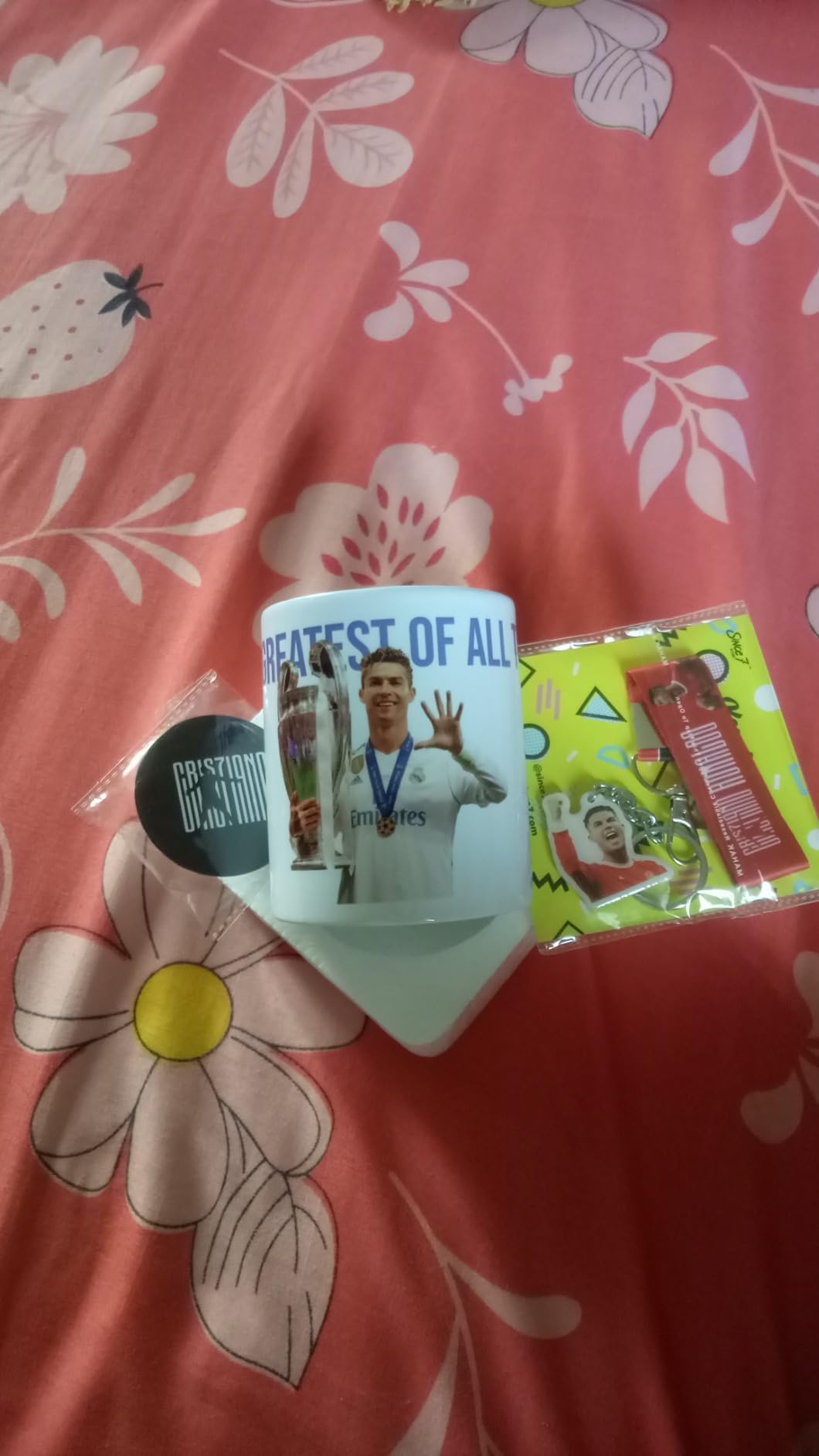 SINCE 7 STORE Cristiano Ronaldo Gift box for CR7 Fans, INCLUDES 4 ...