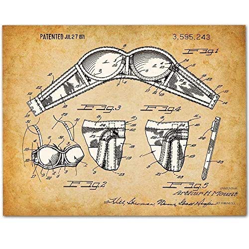 Amazon.com: Vintage Brassiere Bra Patent Print - Bathroom Vintage Decor ...