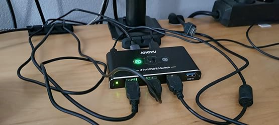 USB Switch 2 PC, Aluminium USB KVM 3.0 Switch 2 Eingänge 4 Ausgänge,USB ...
