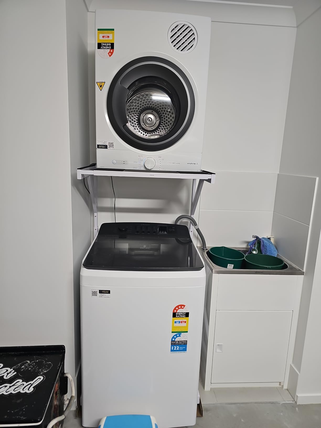 Britec DRYERSTAND, Freestanding & Portable Dryer Stand That Carries Up ...