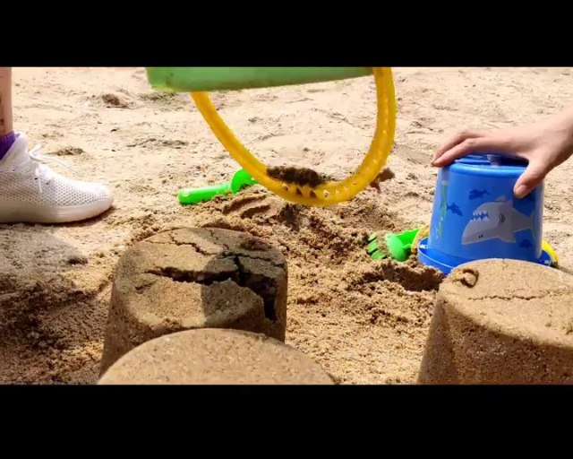 Watch The Best Sand Bucket for Kids on Amazon Live