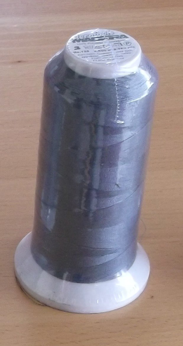 Madeira M9128-8111 Polyester Overlock Thread, 8111 Grey, 2500 m ...