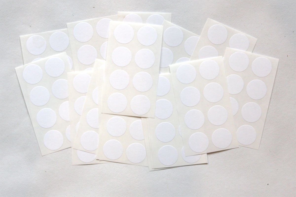 135 White Round Stickers - Sticky Coloured Self Adhesive Labels for ...