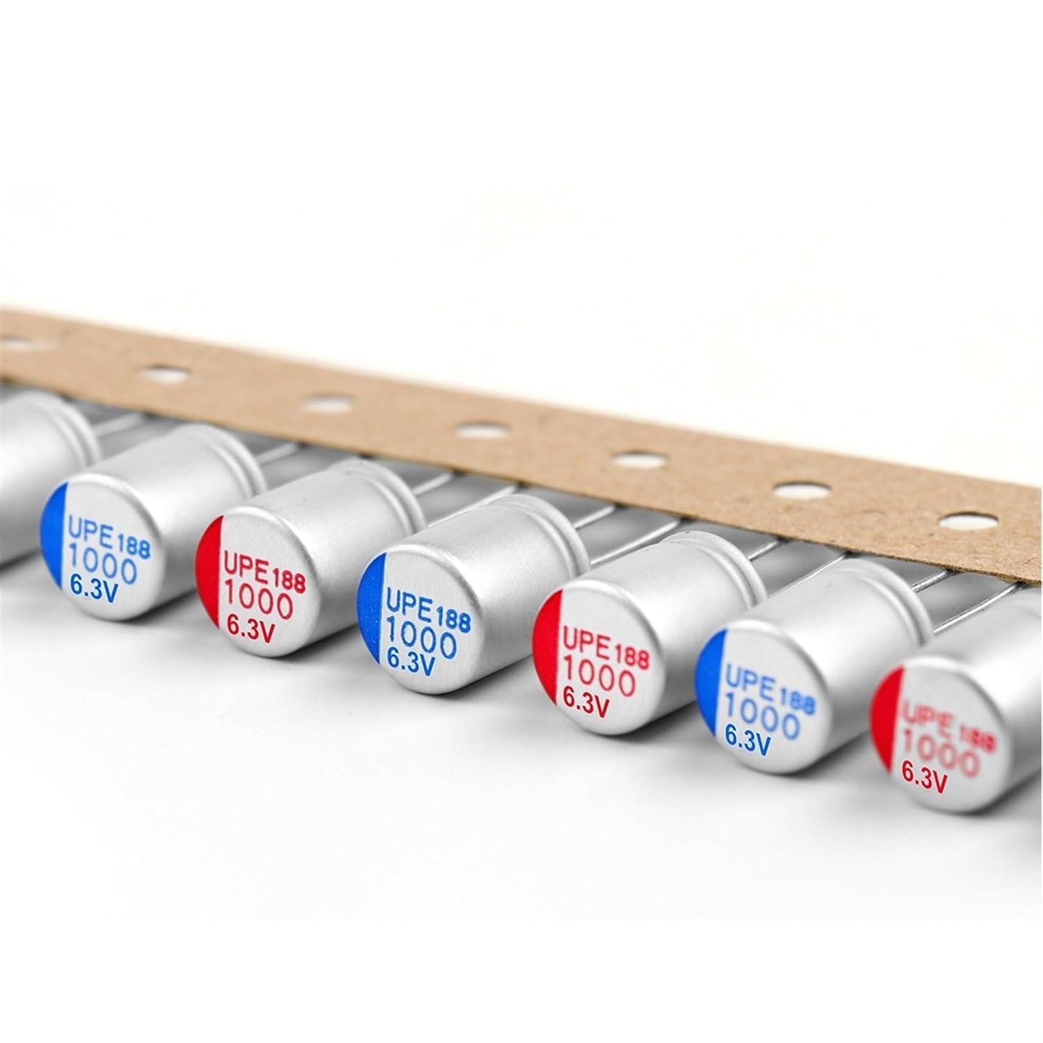 20Pcs DIP Solid Electrolytic Capacitor 2.5V820uF 6.3V100 270UF 330UF ...