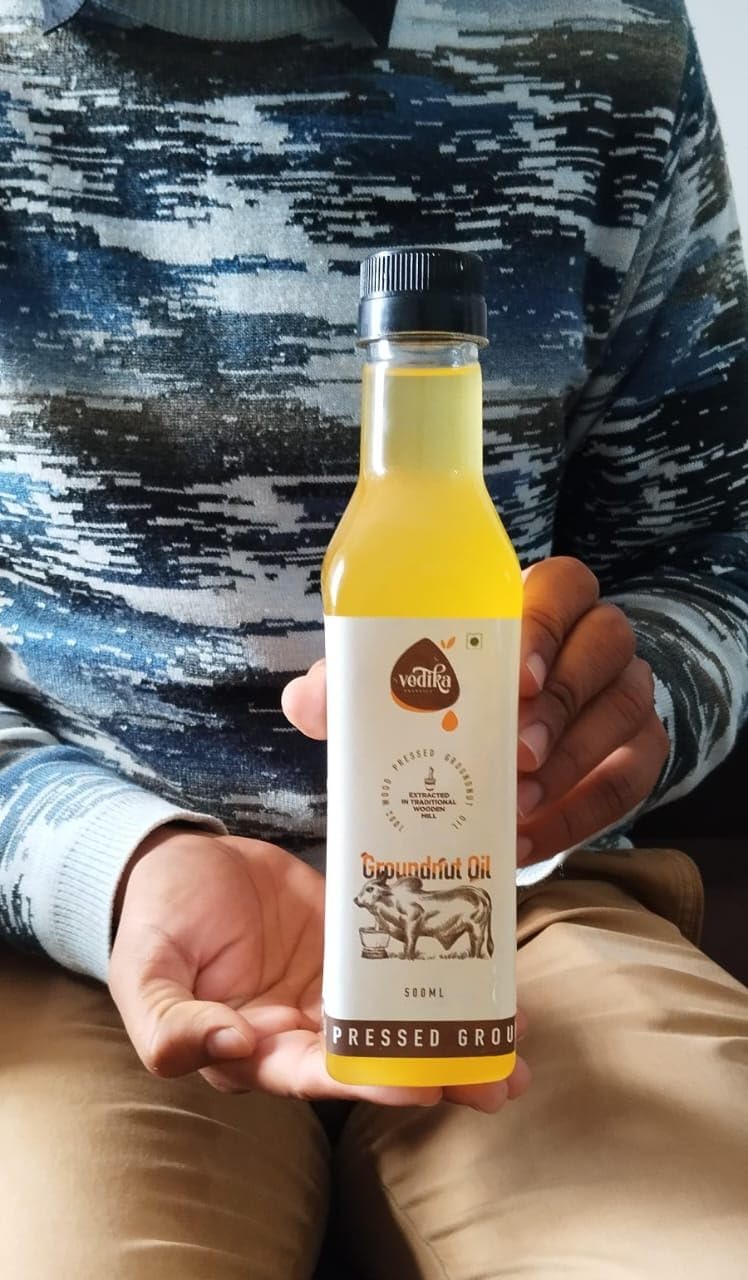 Vedika Organics Wood Pressed Groundnut Oil 1 Litre (Pack Of 2) - A1 ...