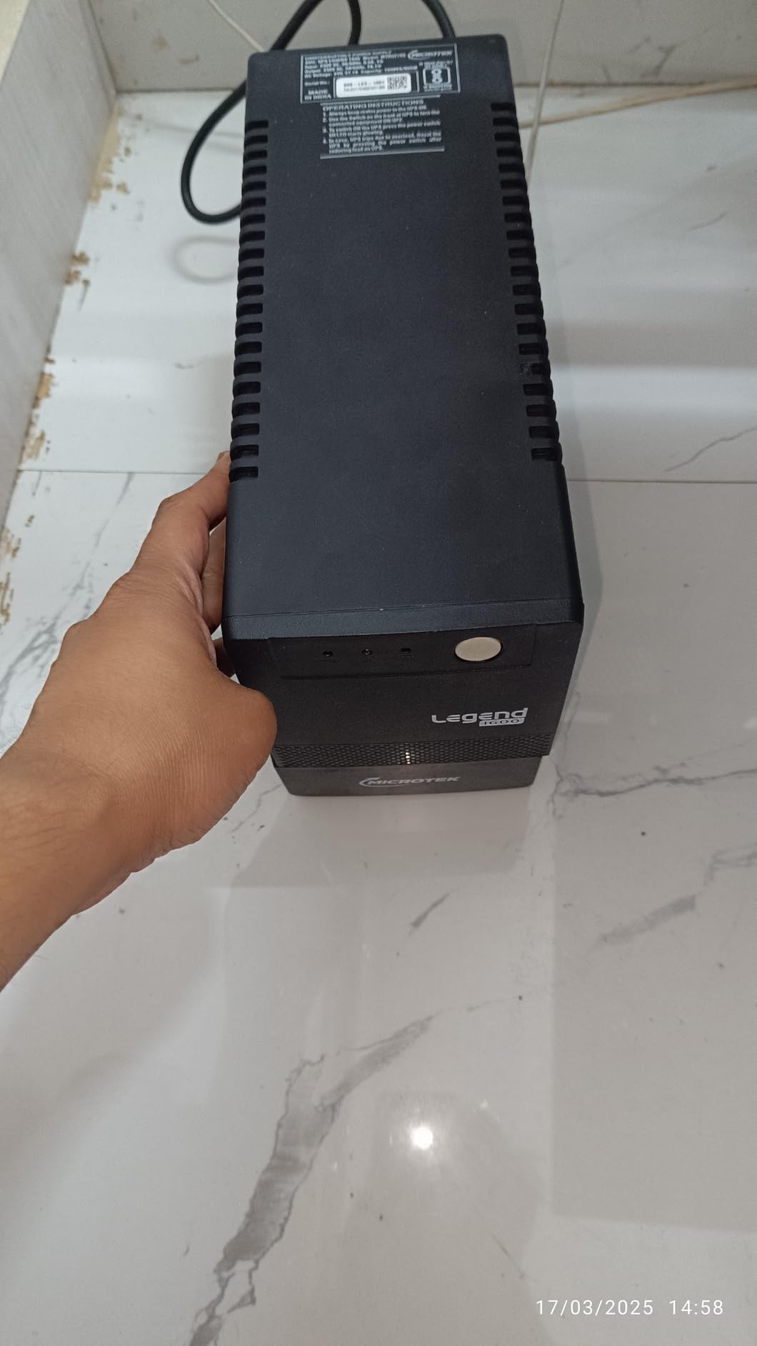 Microtek UPS Legend 1600 ID1 NO USB 230VAC/960W : Amazon.in: Computers ...