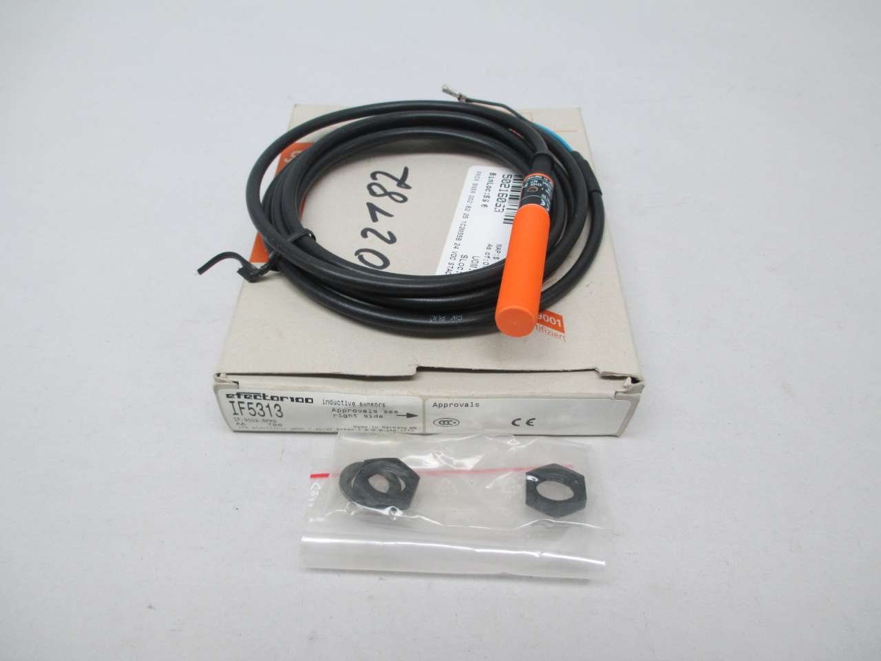 Amazon.com: NEW IFM EFECTOR IF5313 IF-3002-BPKG PROXIMITY SWITCH 10-55V ...