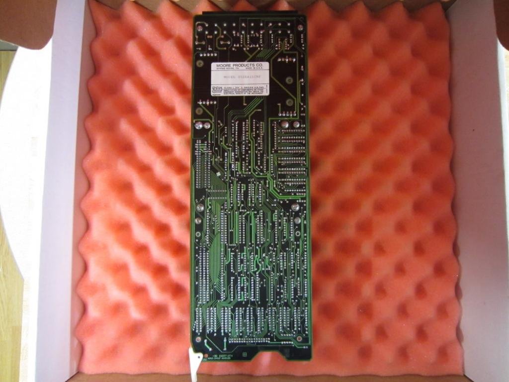 Moore 352EA21CNF Process Control Board: Amazon.com: Industrial & Scientific