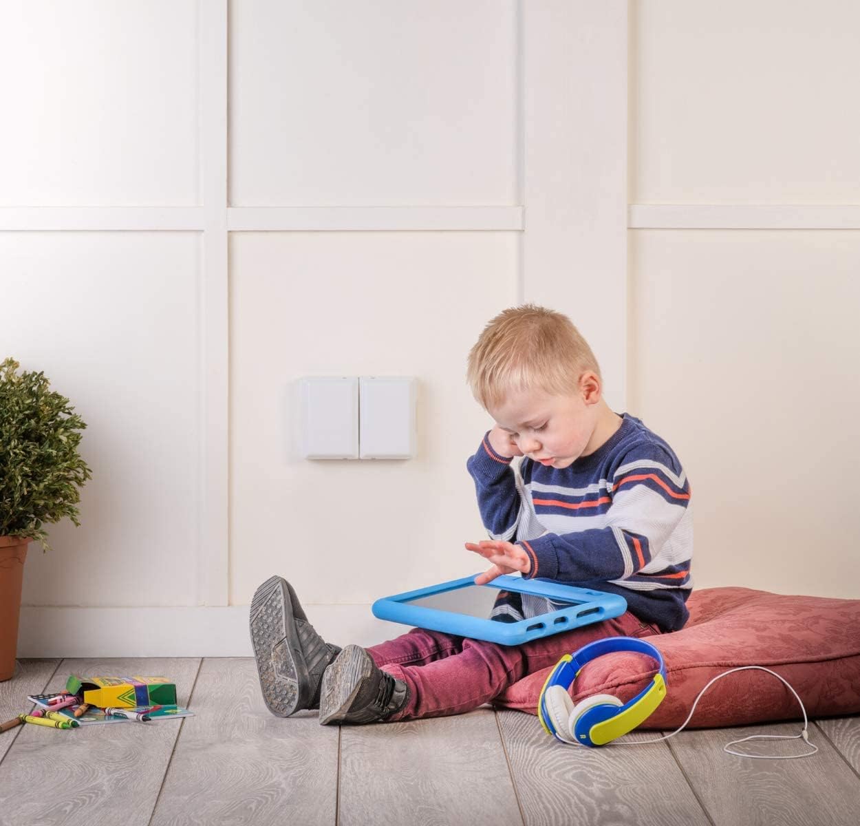 SocketLoc UK Electrical Key Lockable Twin Plug Socket Protector Cover ...