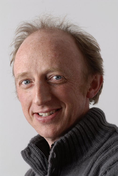 Amazon.com: Julian Cassell: books, biography, latest update