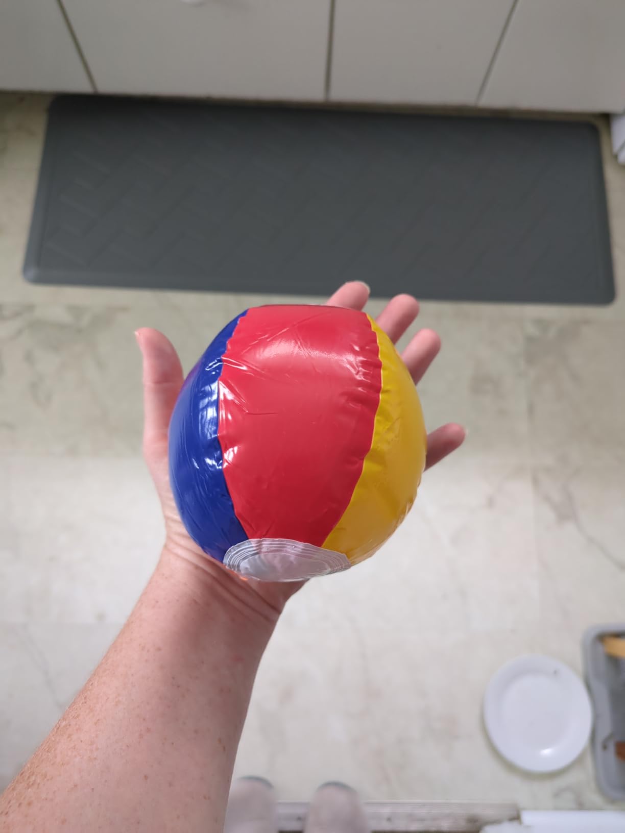 Amazon.com: Aodaer 36 Pieces Mini Beach Balls Bulk 4.7 Inch Inflatable ...