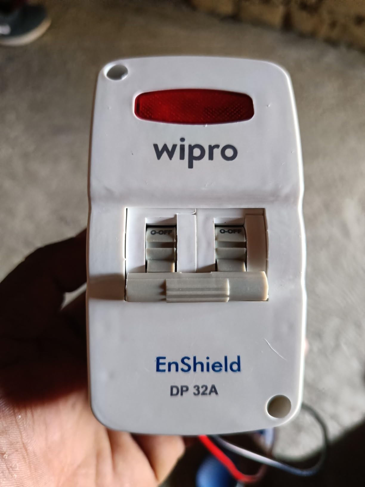 Wipro Enshield 32A DP Box Type MCB : Amazon.in: Home Improvement