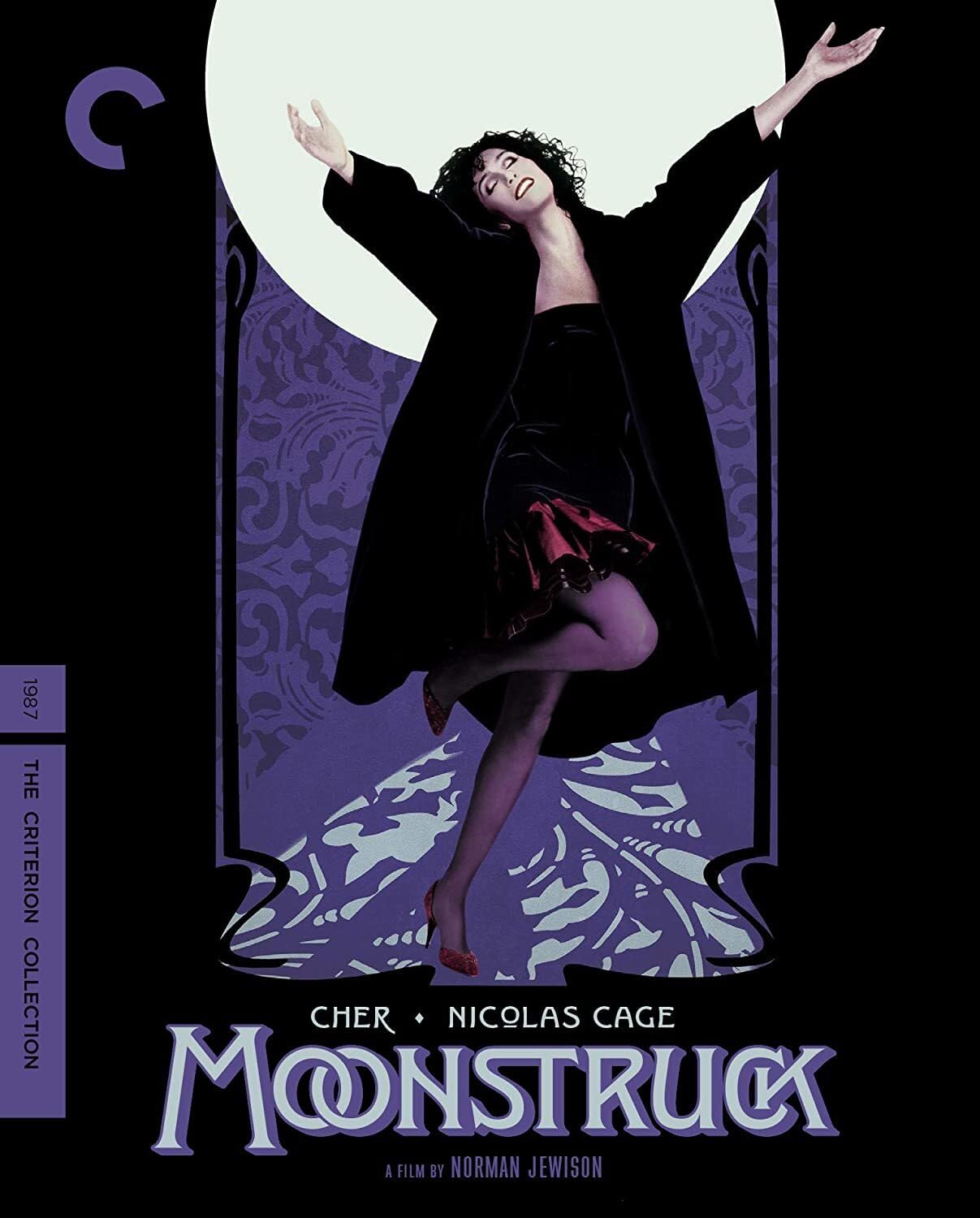 Amazon.com: Moonstruck (The Criterion Collection) [Blu-ray] : Cher ...
