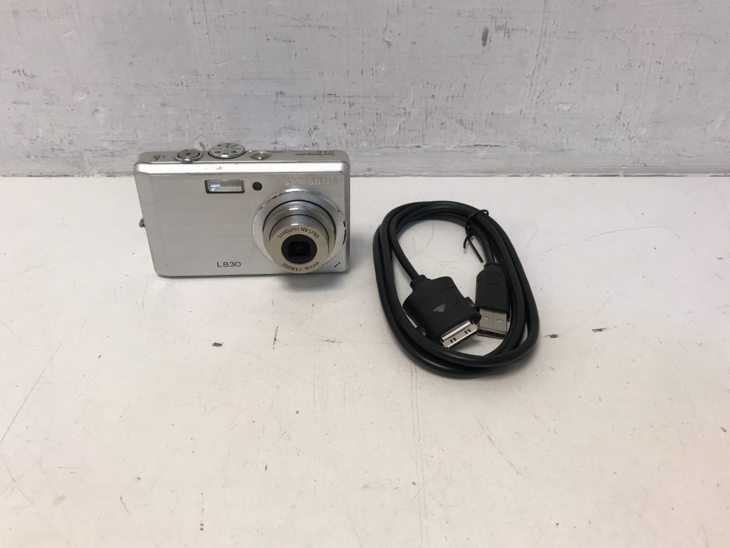 Samsung L830 Digitalkamera (8 Megapixel, 3-Fach Opt. Zoom, 6,4 cm ...