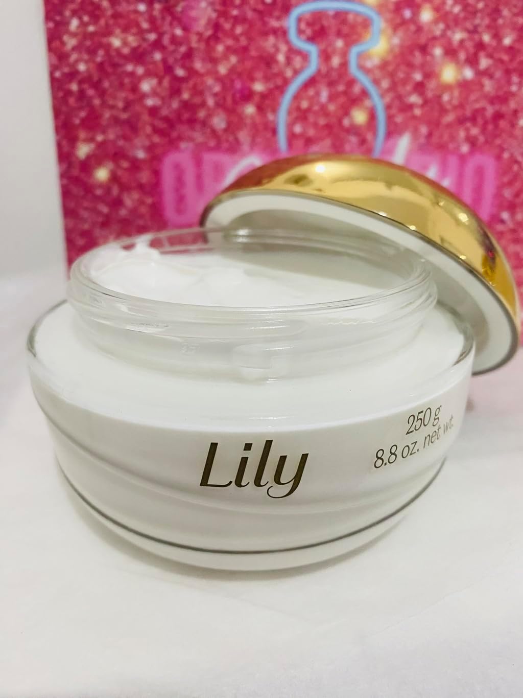 O BOTICARIO LILY CREME ACETINADO HIDRATANTE CORPORAL 250g | Amazon.com.br