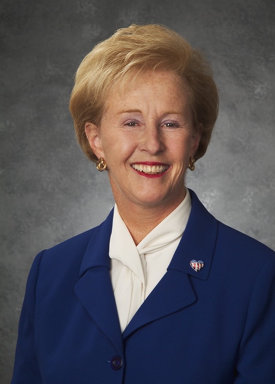 Amazon.com: Alexandra Armstrong: books, biography, latest update