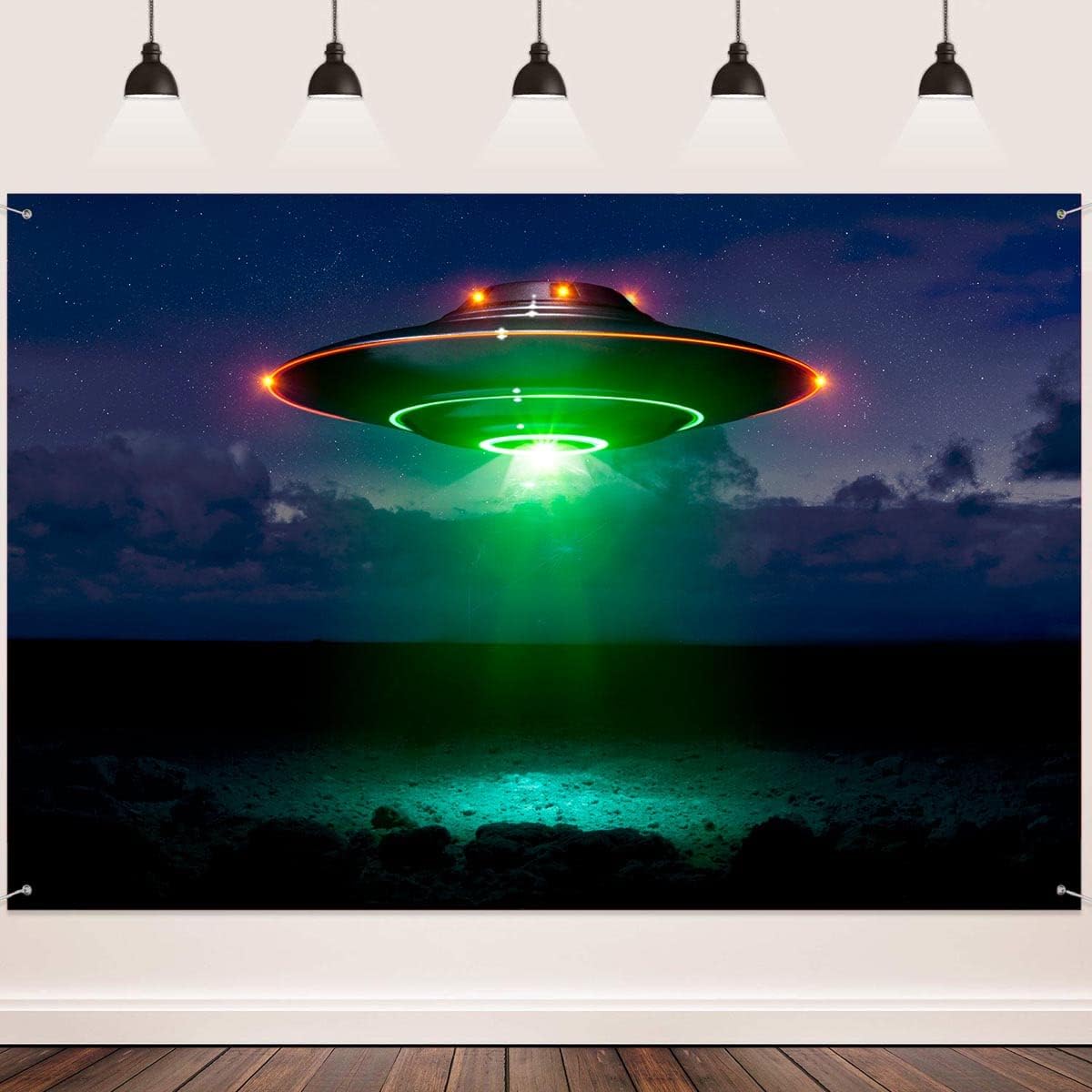 Amazon.com : Mysterious UFO Alien Backdrop, 7X5ft, Night Green Light ...
