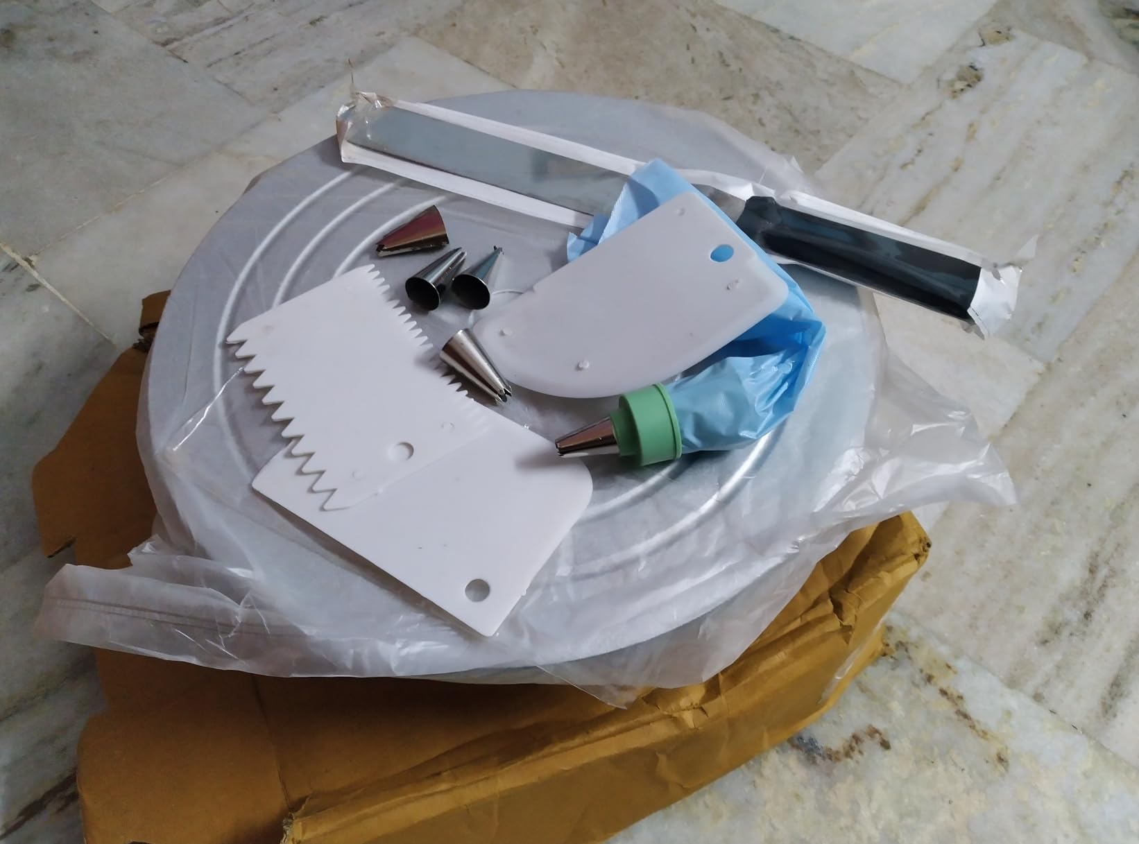 Buy HRK Popular Cake Decorating Items Combo Silver & Gold (Cake Stand ...