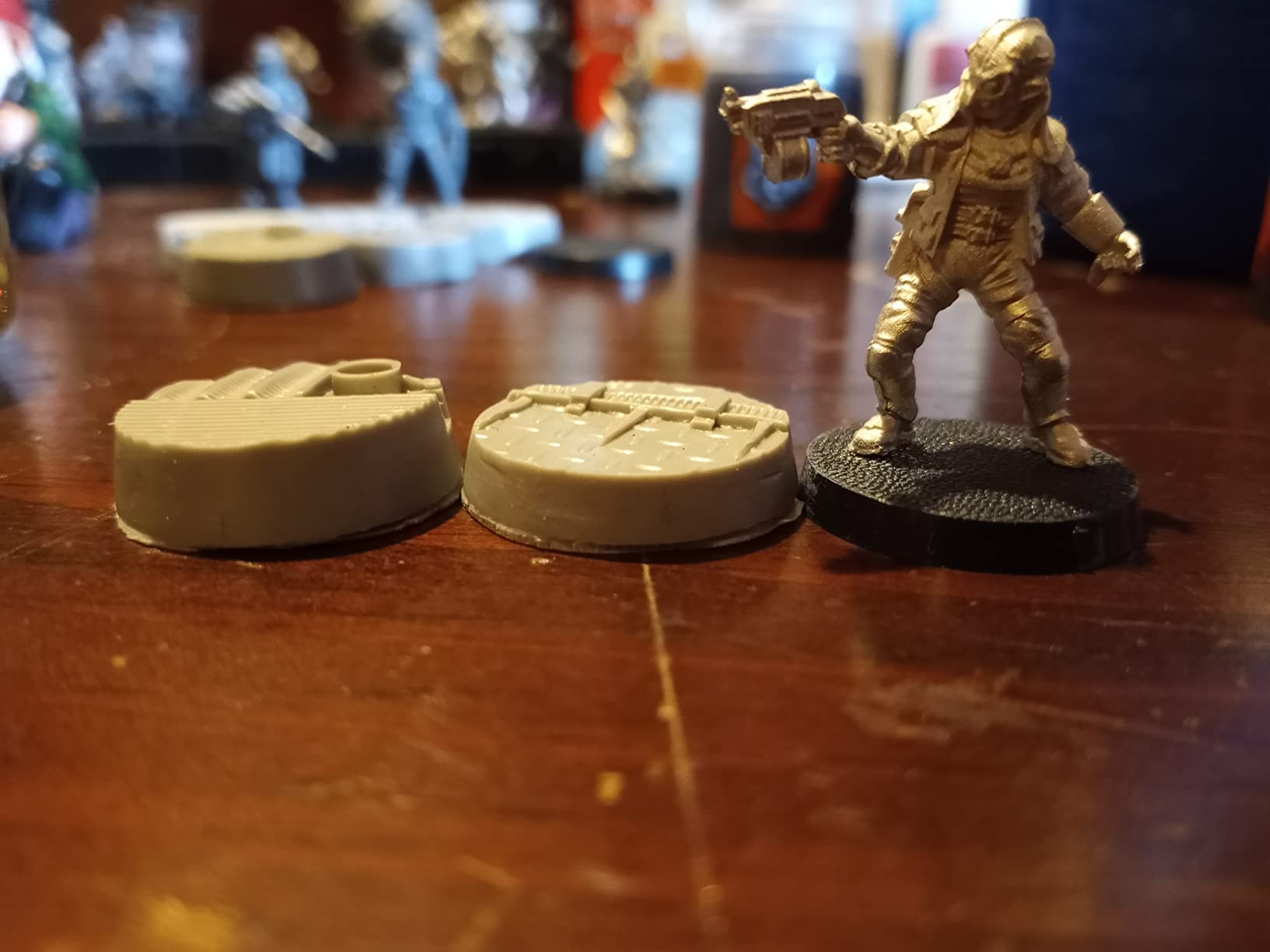 Amazon.com: War World Gaming Alien Invasion Sci-Fi Round Bases x 3 ...