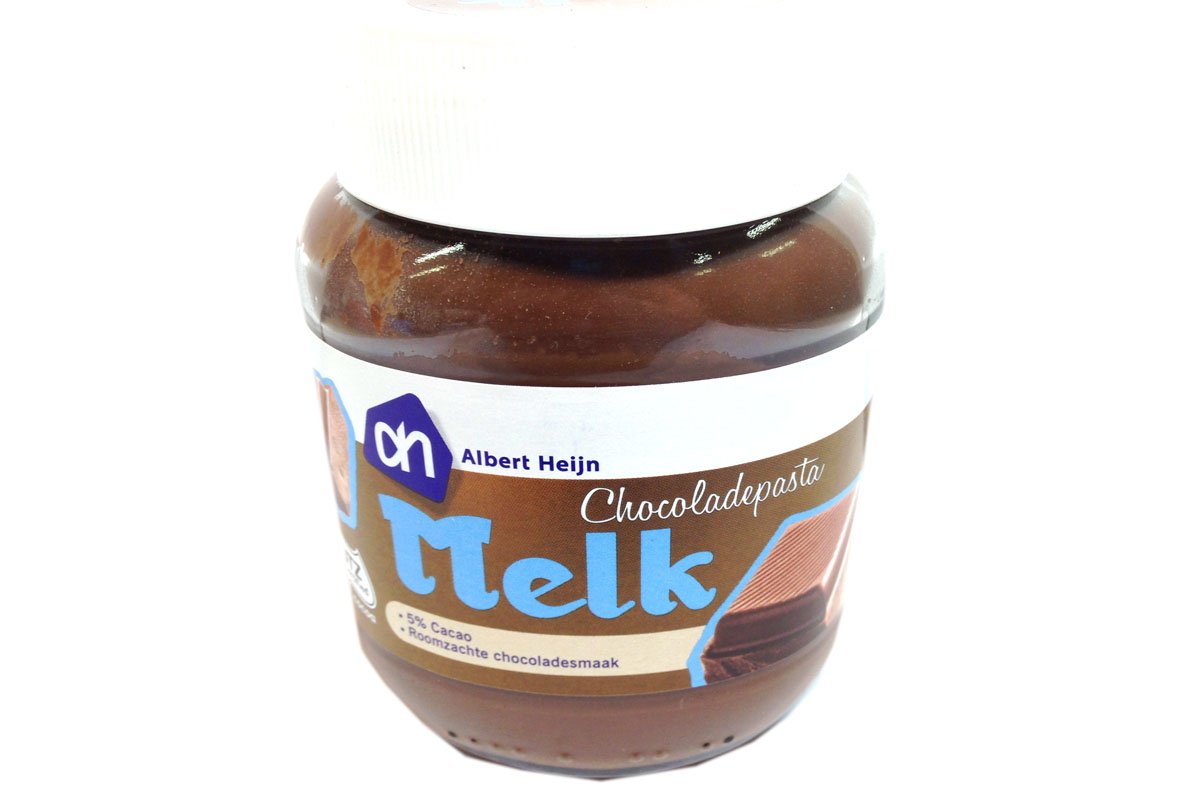 Amazon.com: Chocoladepasta Melk (Milk Chocolate Breadspread) - 14.1oz ...