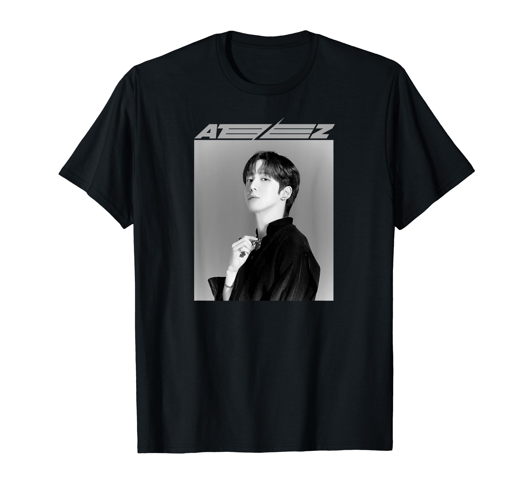 Amazon.com: ATEEZ Official Merch Exclusive Yunho T-Shirt : Clothing ...
