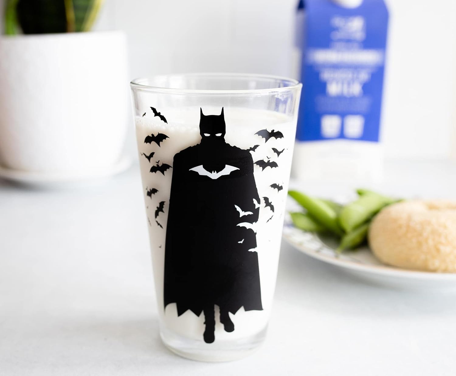 Buy DC Comics The Batman Movie Logo Pint Glass | Traditional Beer Mug ...