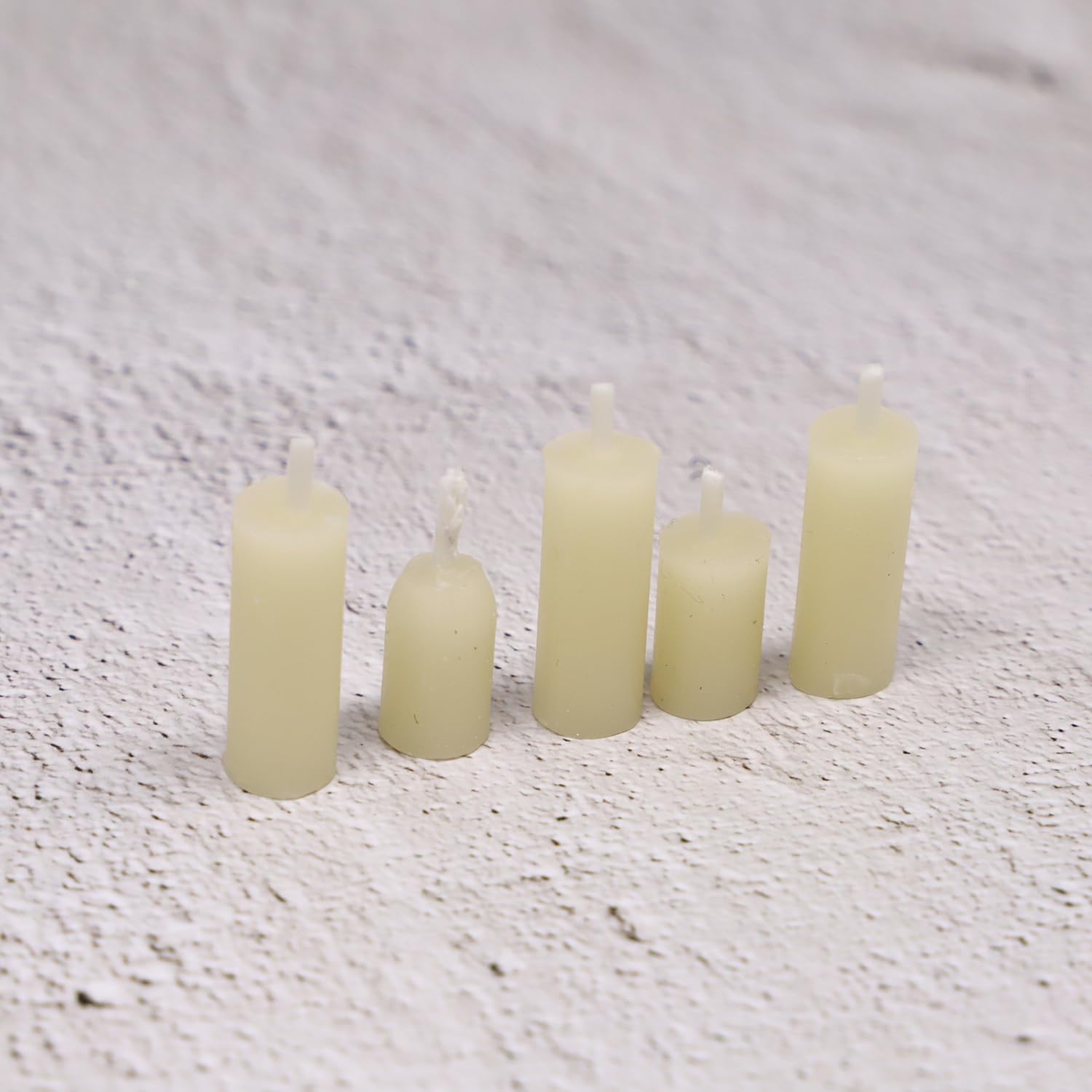 Snapklik.com : Dollhouse Miniature Candle Set