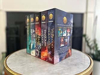 Amazon.com: The Heroes Of Olympus - The Complete Series [Boxed Set] [Newest Set]: 9781338045017 ...