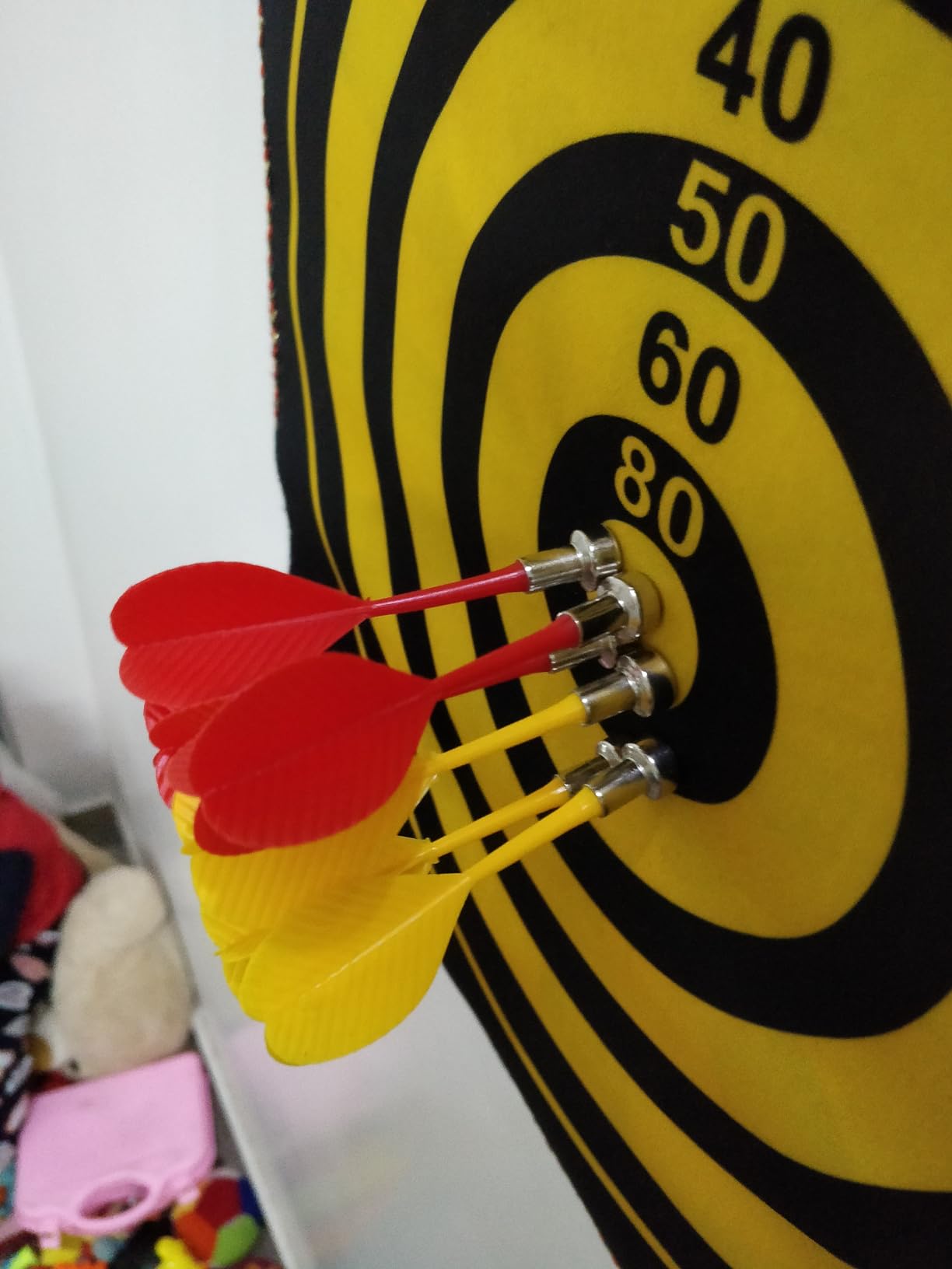 SBM MART Magnetic Dartboard Game Set - 17 Inch Dart Board with 6 Magnet ...