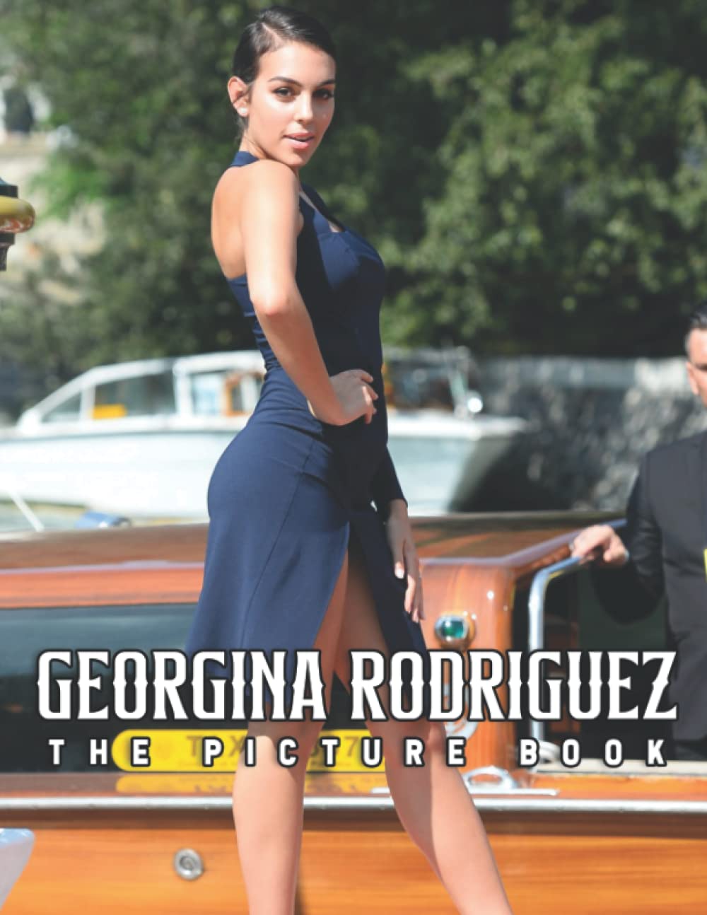 A Picture Book Of Georgina Rodriguez An Amazing Collection Compelling ...