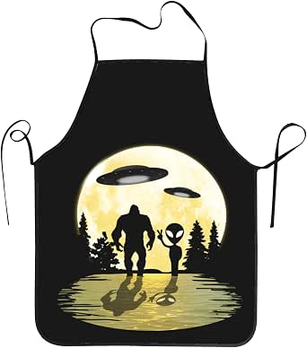 Amazon.com: Alien And Bigfoot Moon Aprons for Men & Women Funny Vintage ...