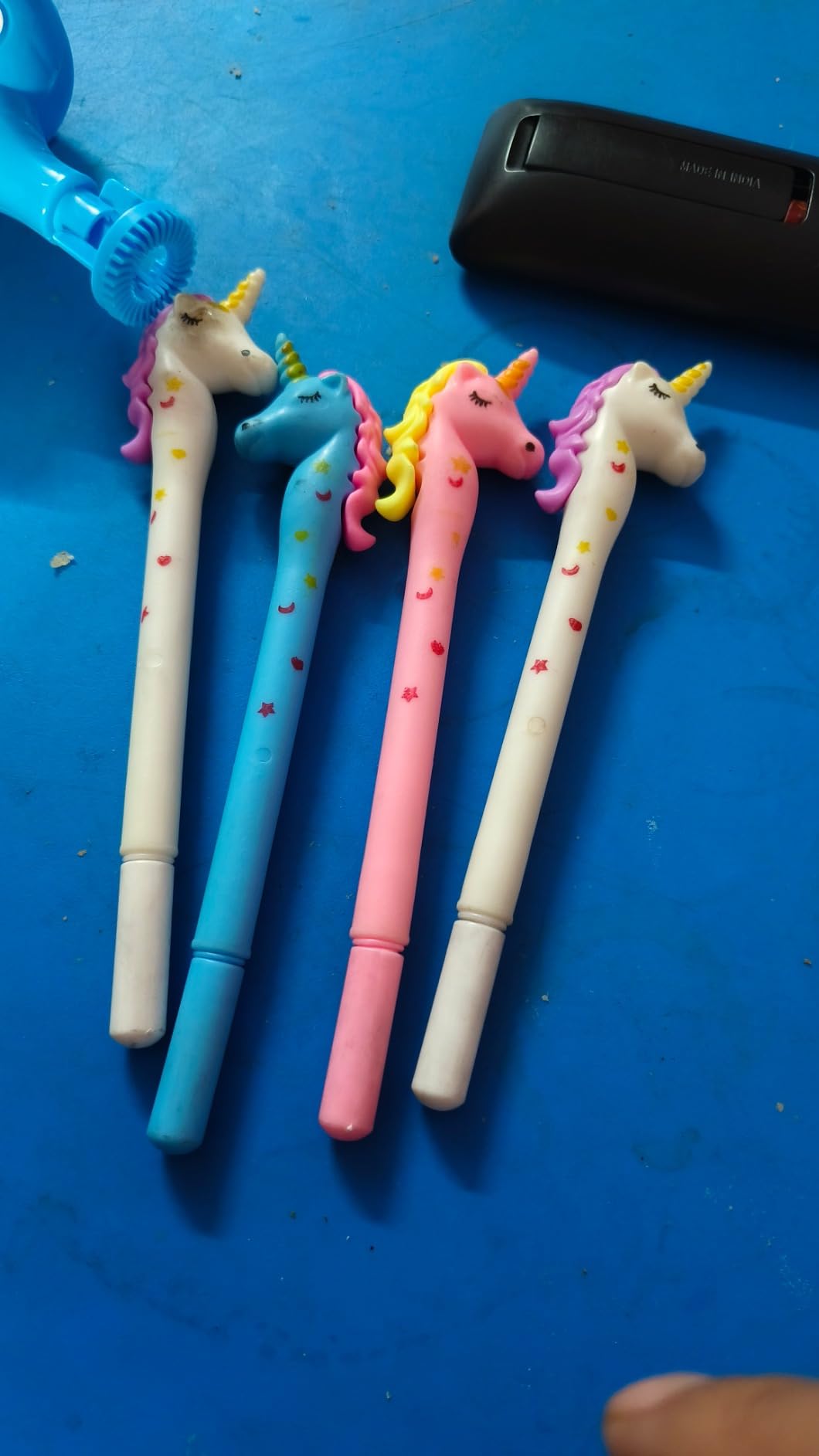 MINtile 4 Pcs Unicorn LED Pens for Kids | Unicorn LED Light Pen | Cute ...
