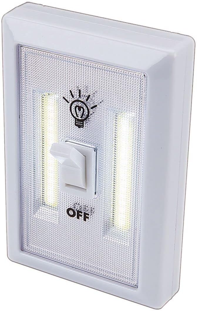 200 Lumens LED Super Bright Flip Light | Harbor Freight 64189-63922 ...