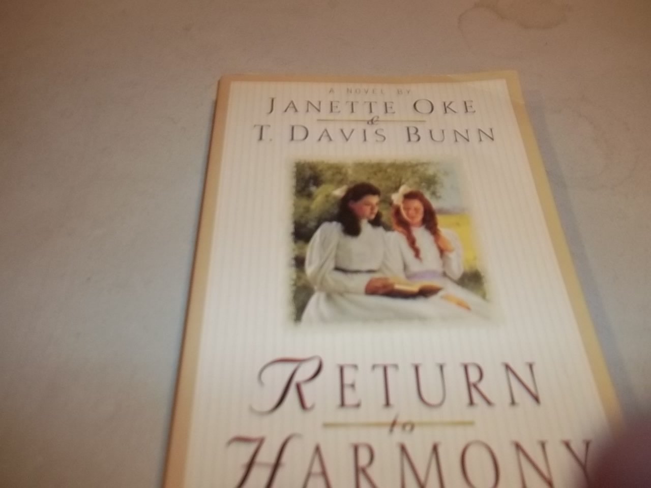 Return to Harmony: Janette Oke, T. Davis Bunn: 0884223385652: Amazon ...