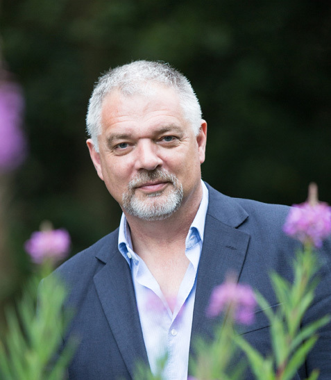 Amazon.co.uk: Steve Crabb: books, biography, latest update