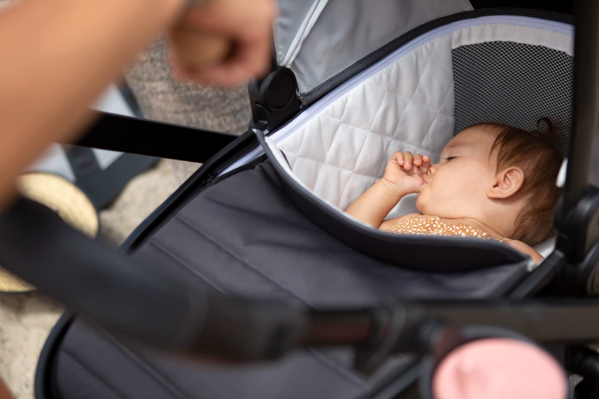 Snapklik.com : Switchback Bassinet For Use Roll And &Jog Frames