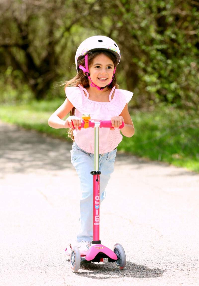 Micro Kickboard - Mini Deluxe 3-Wheeled, Lean-to-Steer, Swiss-Designed ...