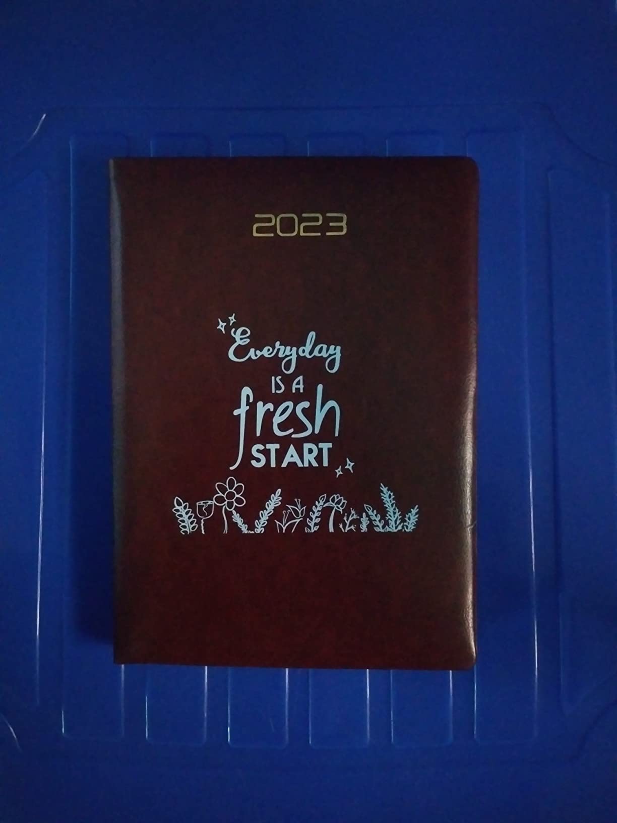 GRAPHIQUE 2023 Diary Daily Planner 365 Pages.Pu Leather New Year Diary ...