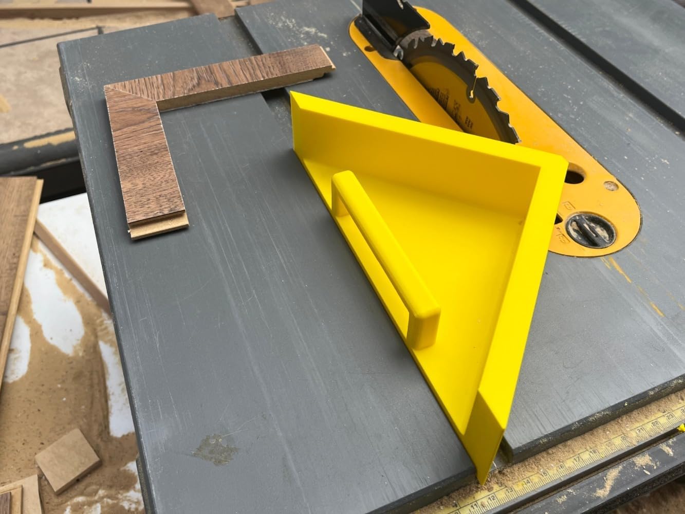 Perfect Fit 45° Miter Sled/Jig for DeWalt DW745 Table Saw | Rock-Solid ...