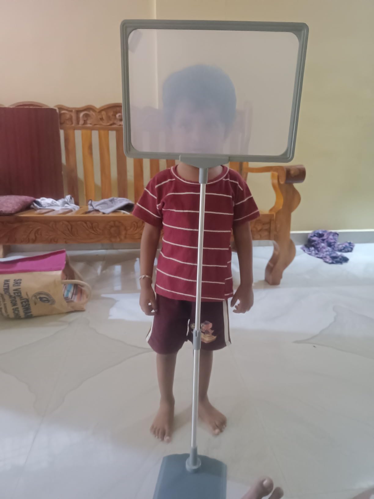 Infomate FRA Frame Pocket A4 Paper Display with Floor Stand, 60 cm x 21 ...