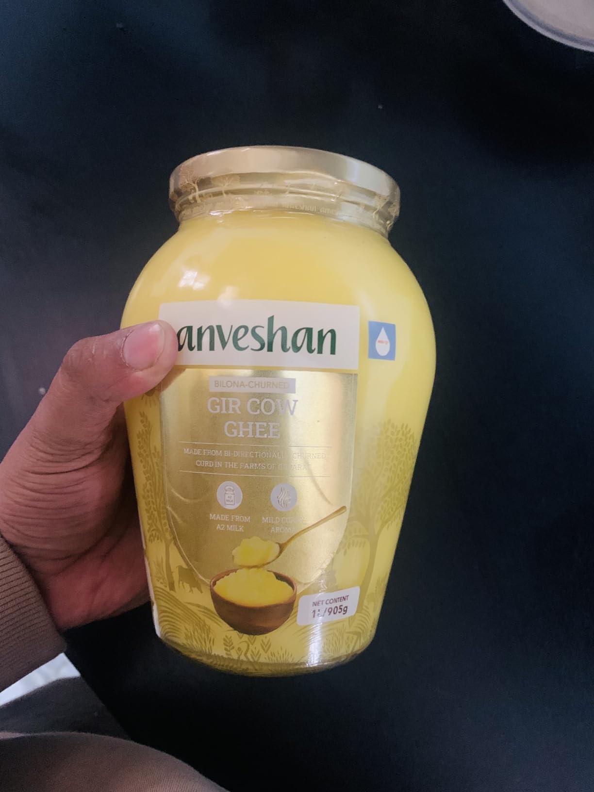 Anveshan A2 Gir Cow Ghee Bilona Method 1Liter, Traditional Bilona ...