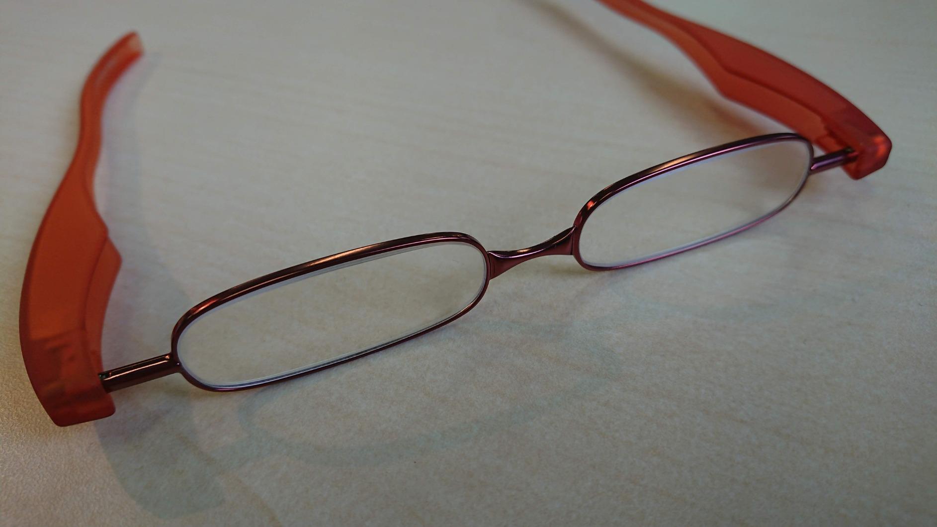 Amazon.co.jp: ポッドリーダースマート レッド PodReader Smart 折りたたみ式 +1.0～+3.0 携帯 軽量 リーディンググラス スマホ老眼鏡 度数+2.50 RD ...