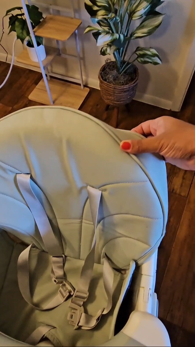 Watch Chair for the complementary feeding of your bab on Amazon Live
