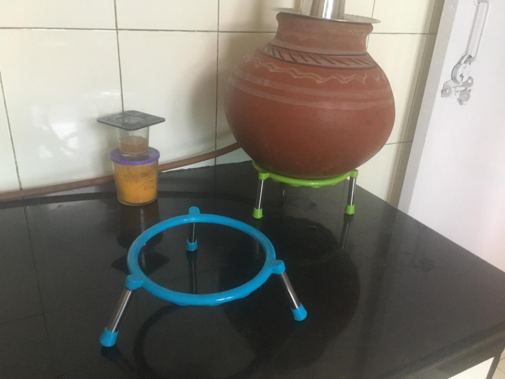 Glister Pot Stands Stainless Steel Legs/Single Ring Matka Stand/Matka ...