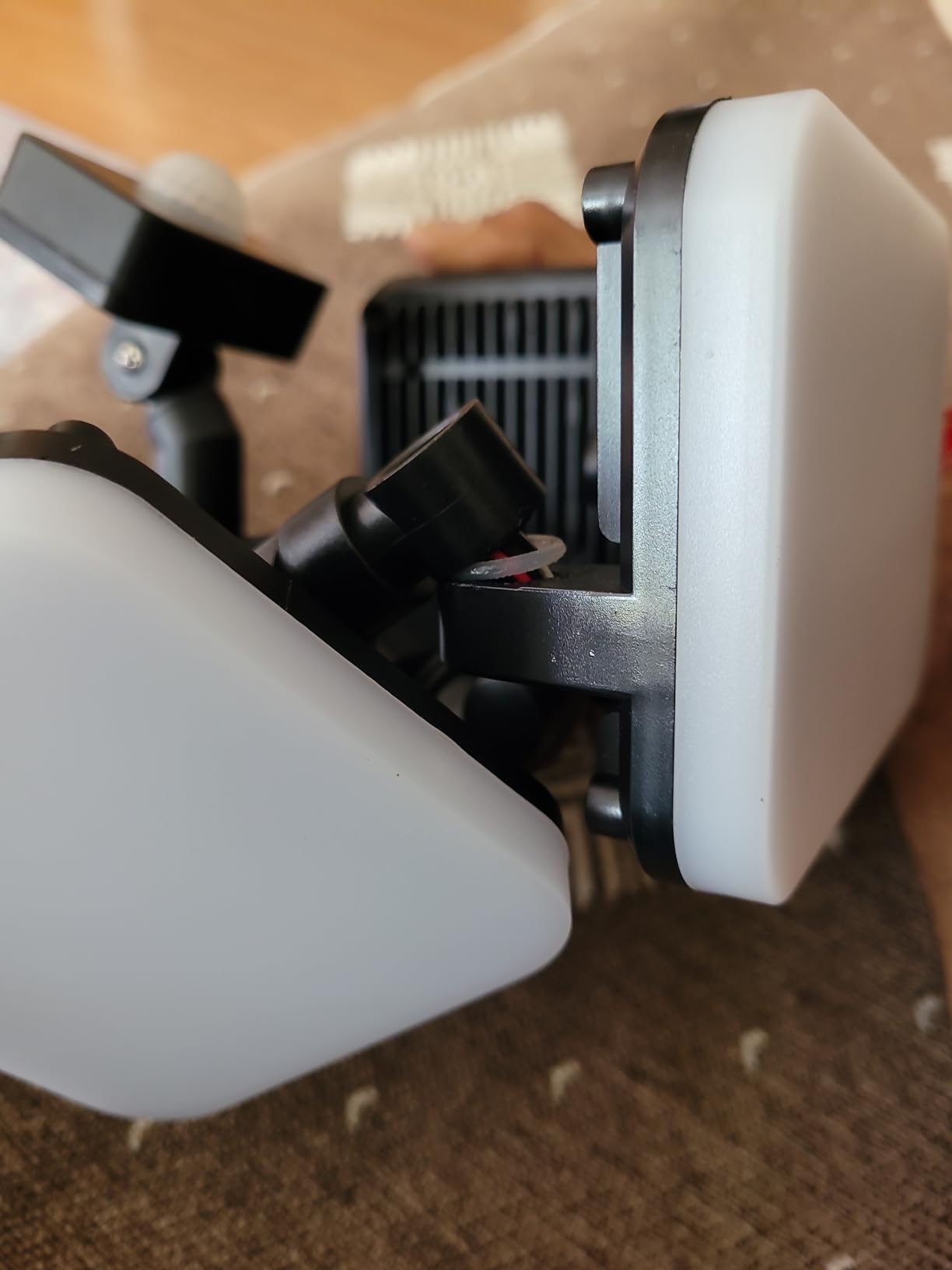 EMANER Smart Flood Light Outdoor, Motion Sensor Light 2700K-6500K ...