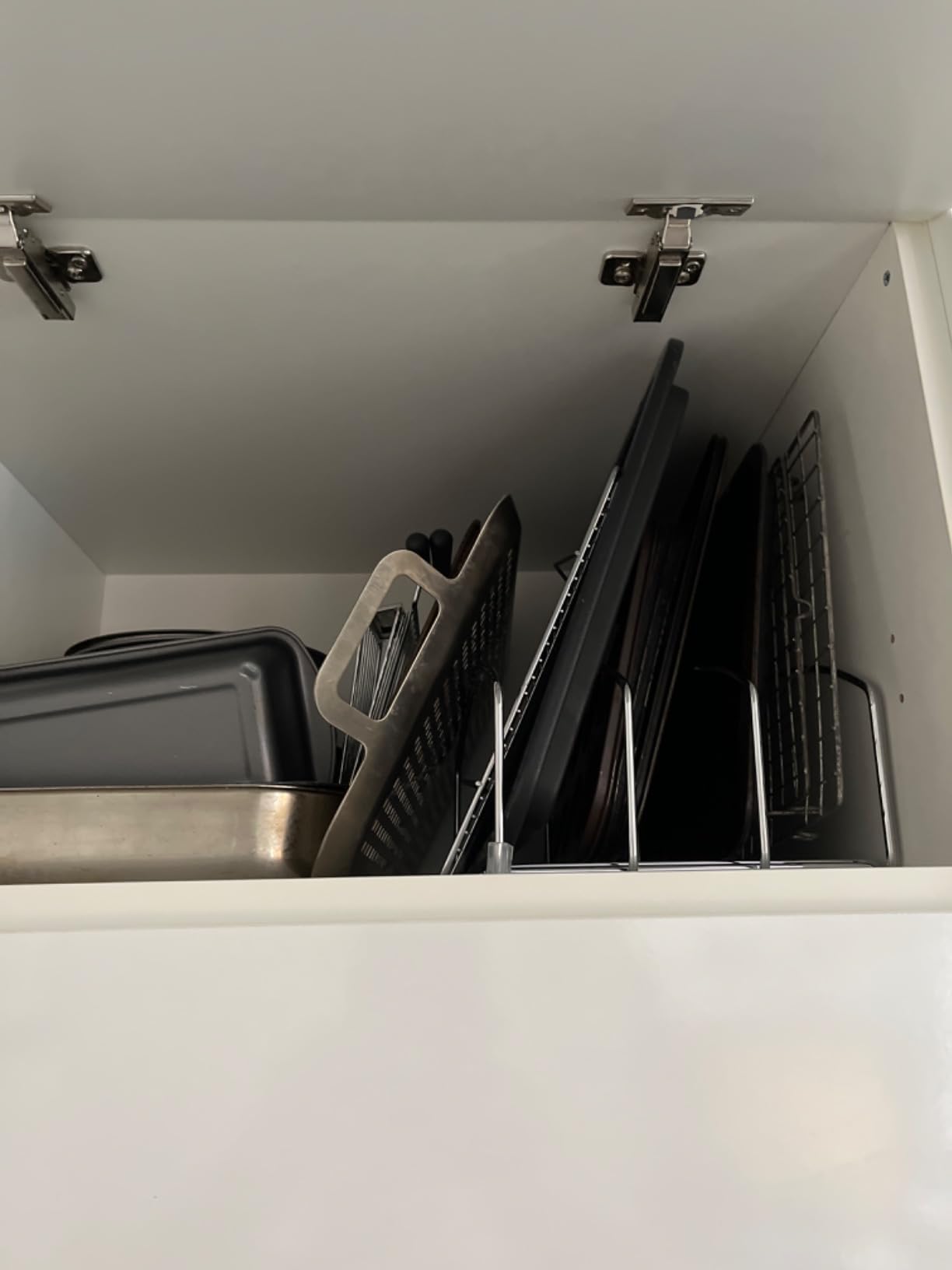 mDesign Baking Tray Rack - Steel Oven Tray Rack and Cutting Board ...