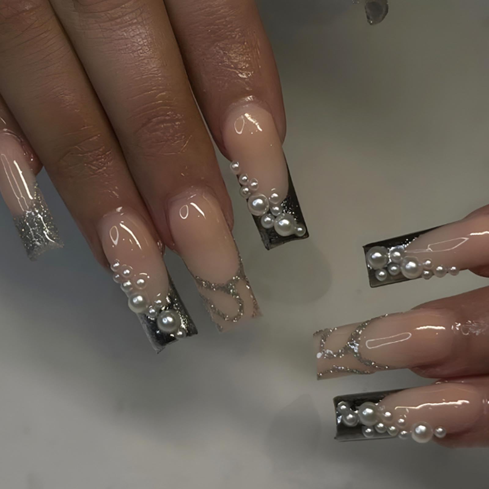 Amazon.com: Hkanlre Pearl Press on Nails Long Silver Fake Nails Tips ...