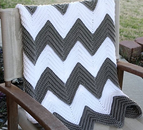Amazon.com: Chevron Crocheted Blanket : Home & Kitchen
