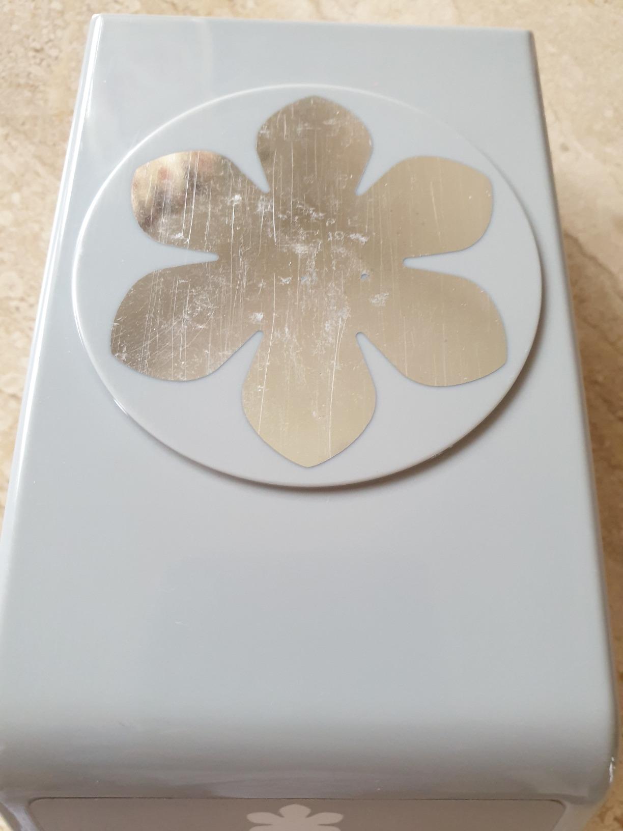 EK tools Retro Flower Punch, Large, New Package : Amazon.in: Office ...